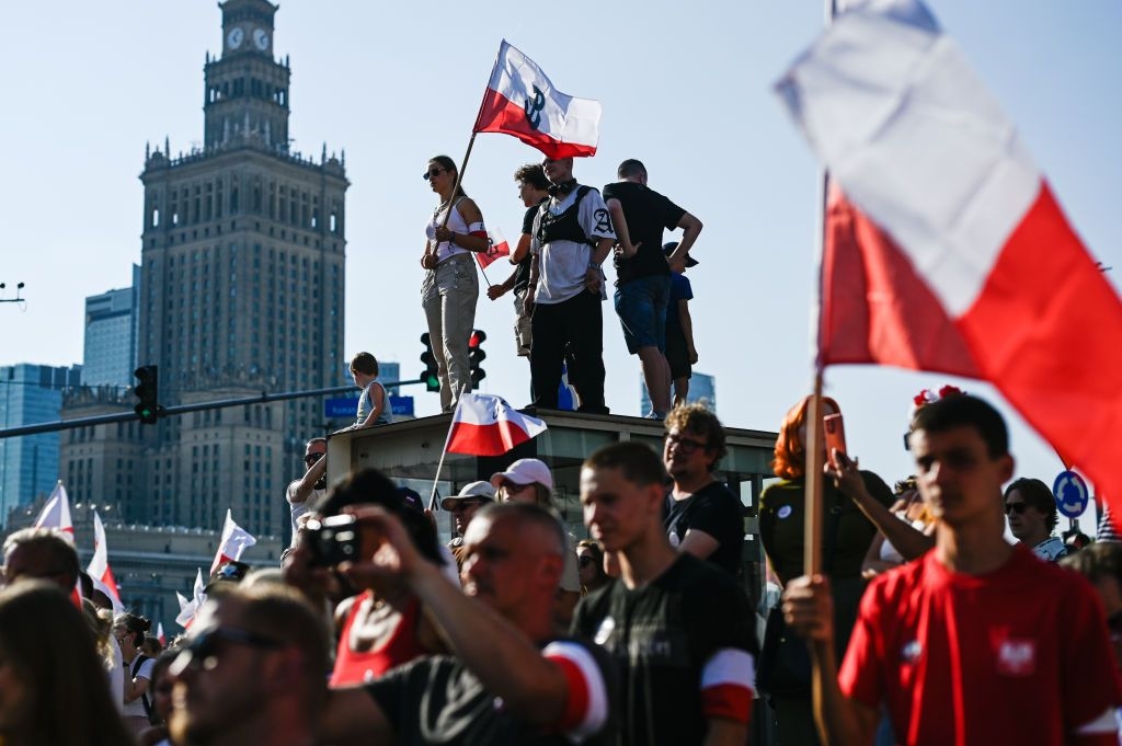 Opinion: Ukraine’s oligarchs were once kingmakers. Where are they now?