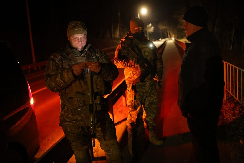 Why doesn't Ukraine draft younger men?
