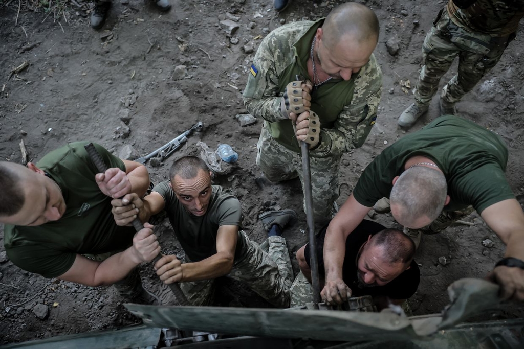 War up close: How Ukraine’s soldier-photographers document their fight