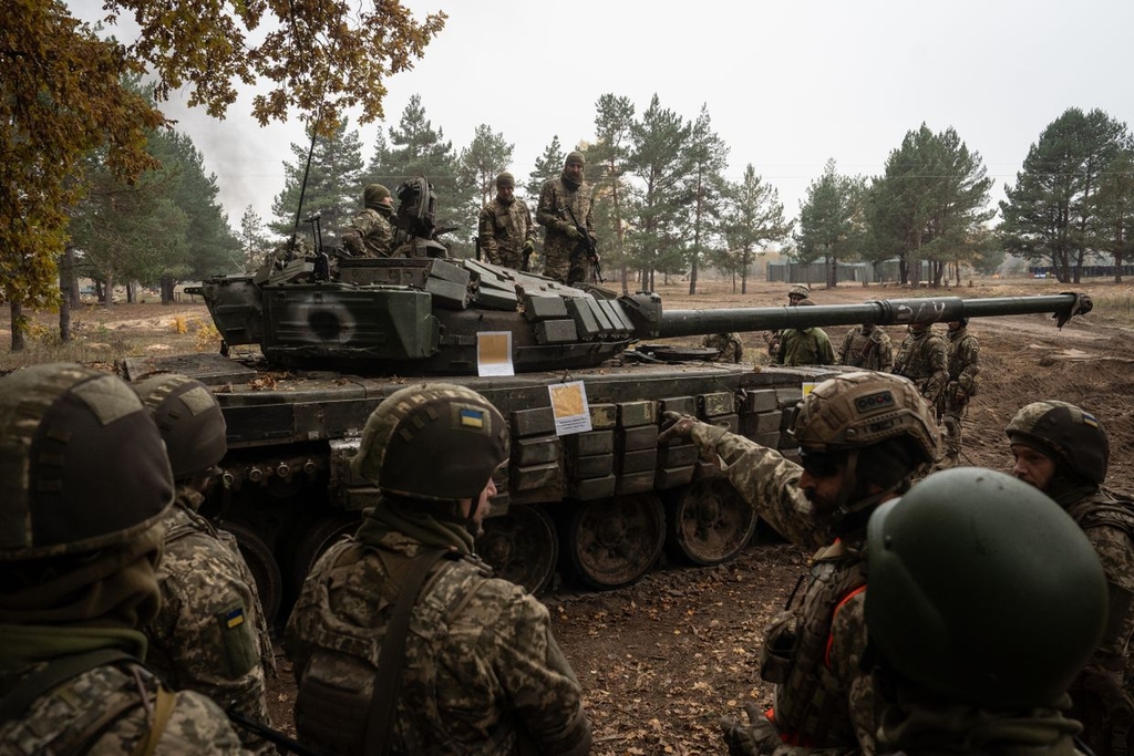 Inside Ukraine's desperate race to train more soldiers