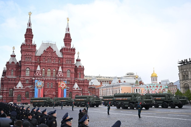 How fragmented sanctions prolong the war and empower Russia’s defense ...