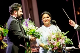 As Ukraine bleeds, Western opera welcomes back pro-Putin Russian singer ...