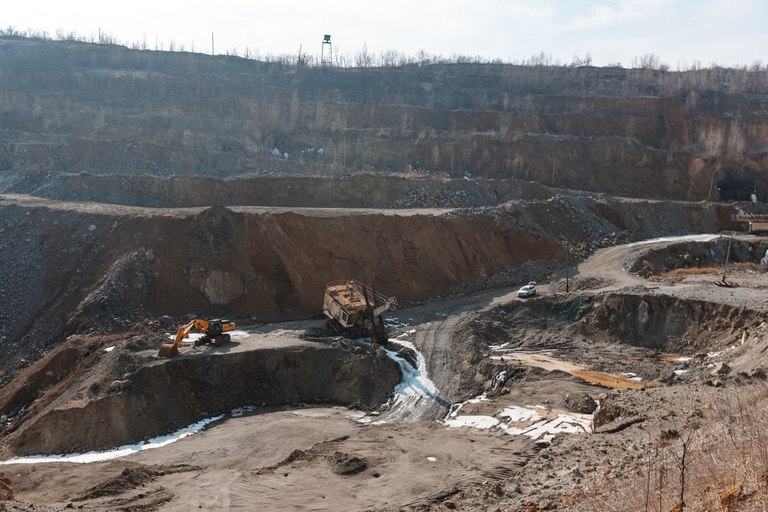 Russia seizes Ukraine’s most valuable lithium deposits, but US minerals ...