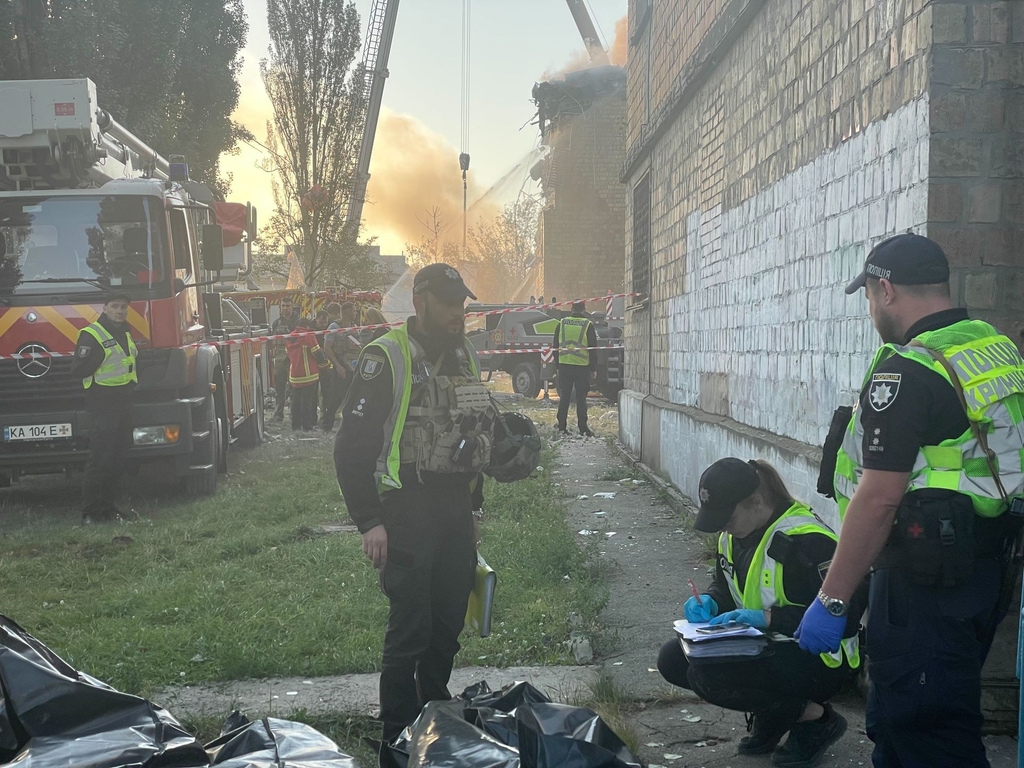 'Moscow's true answer to peace efforts' — Russian mass attack on Kyiv ...