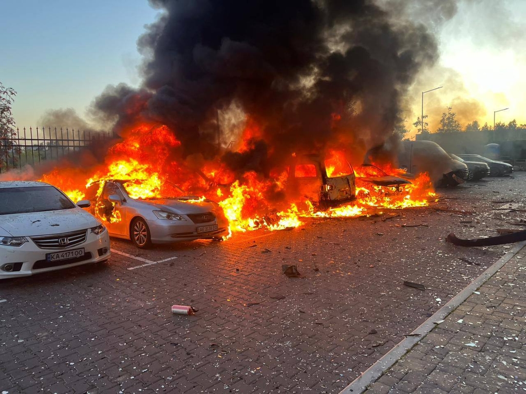 2 killed, 36 injured in large-scale Russian missile, drone attack on ...
