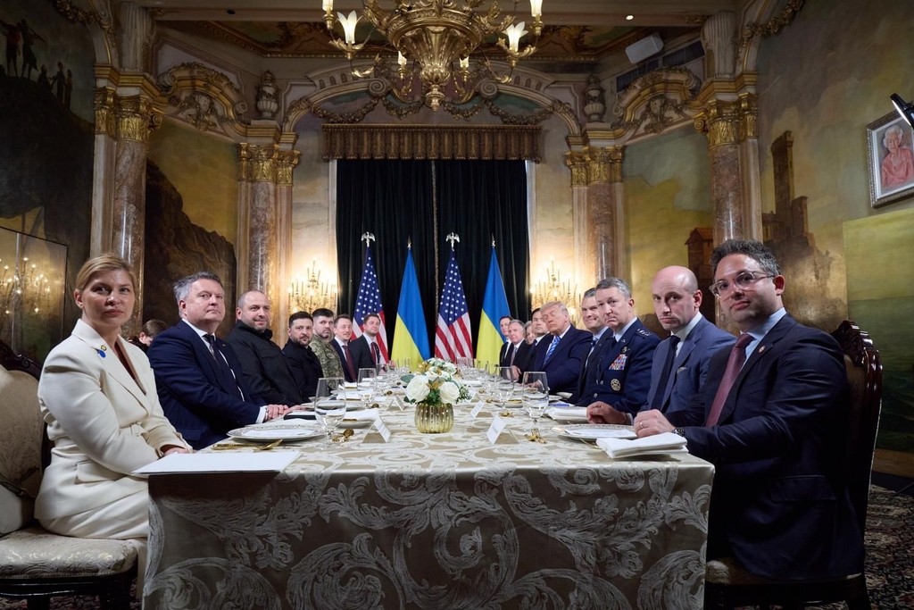 Trump's Mar-a-Lago meeting with Zelensky ends without agreement on how ...