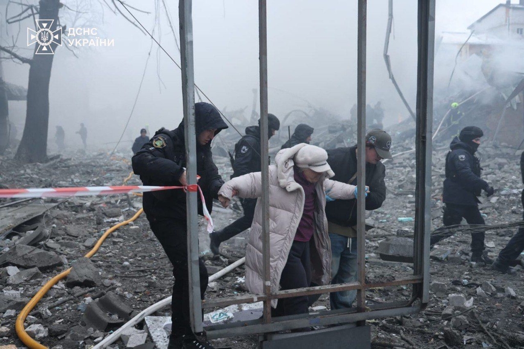 Update: Russian missile attack on Kharkiv kills 6 people, including 3 ...