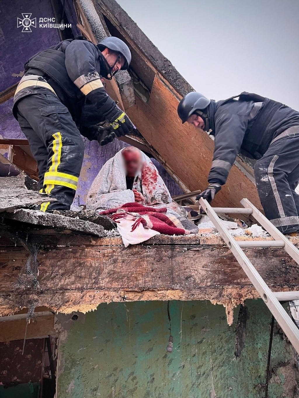 Explosions rock Ukraine’s capital and outskirts as Russia launches mass ...