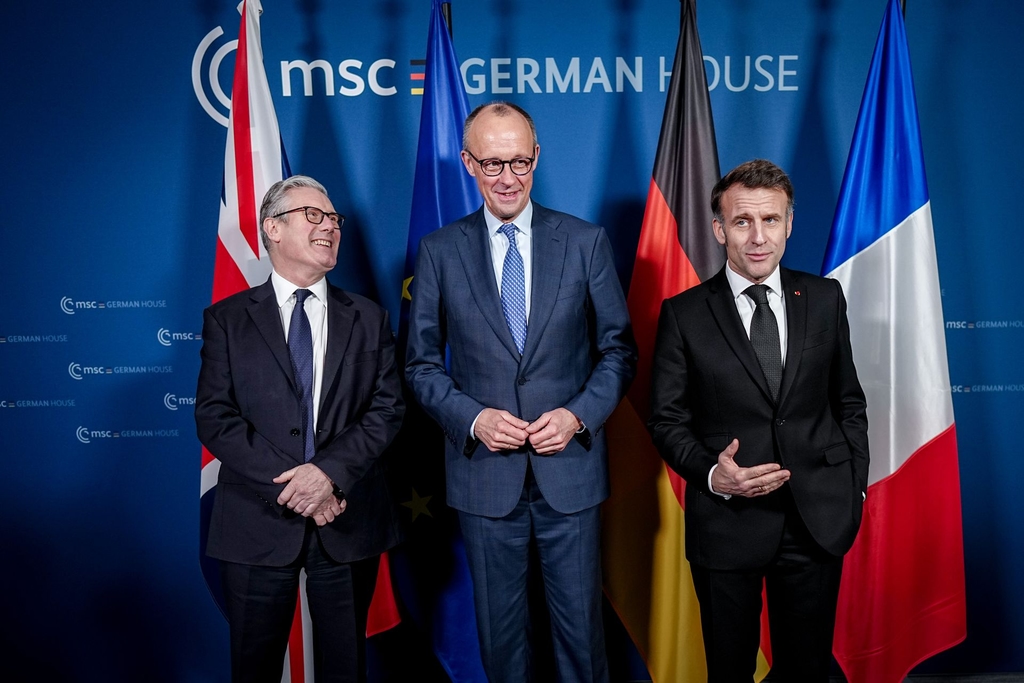 French nuclear weapons revamp upsets Russia's calculus