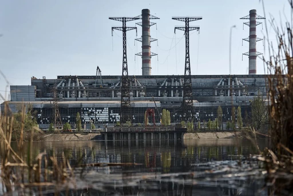 Ukrainian HIMARS reportedly strike thermal power plant in Russia's ...