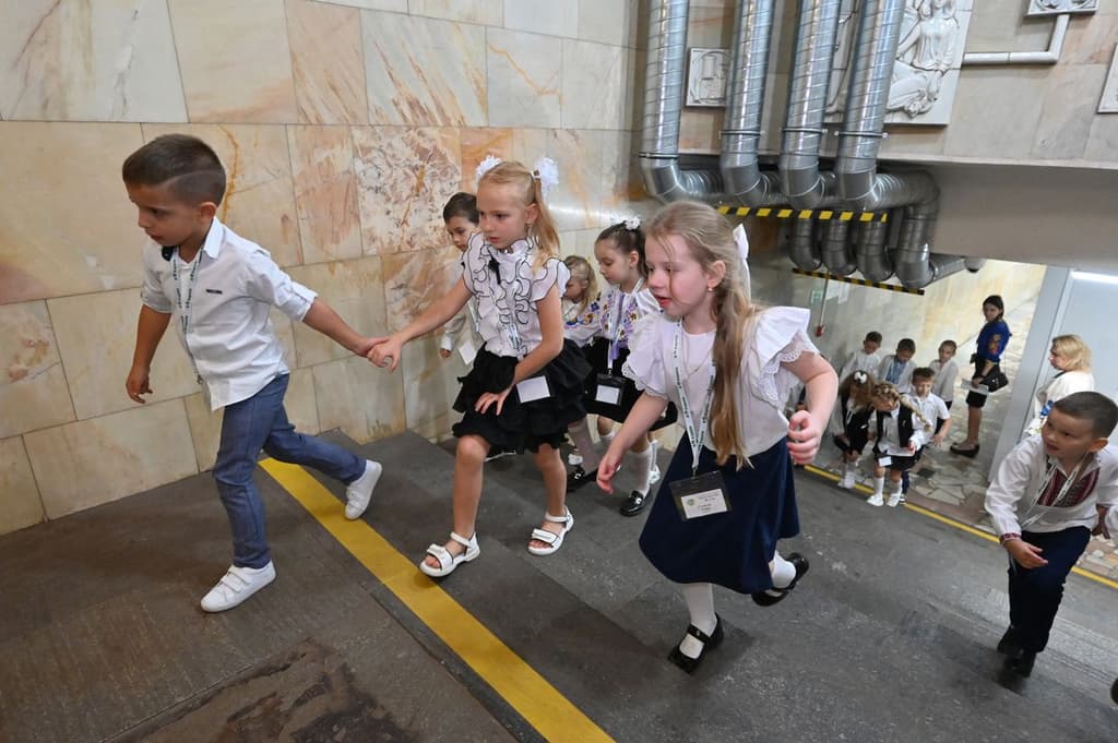 Russia behind recent bomb threats at Czech, Slovak schools, Czech ...