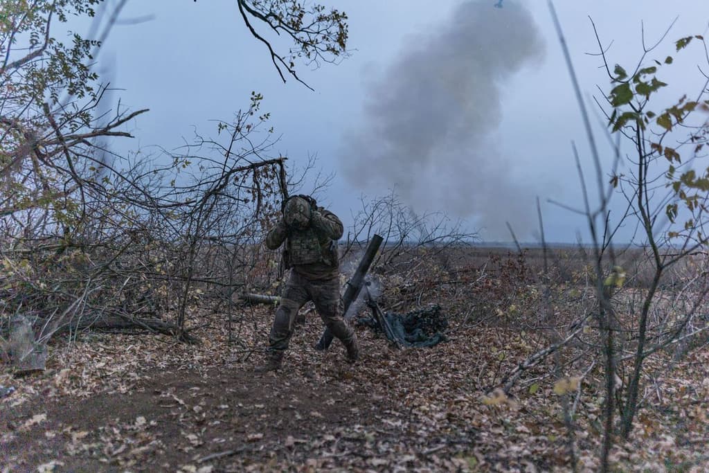 Ukraine reportedly withdrawing 100,000 mortar shells amid faulty ...