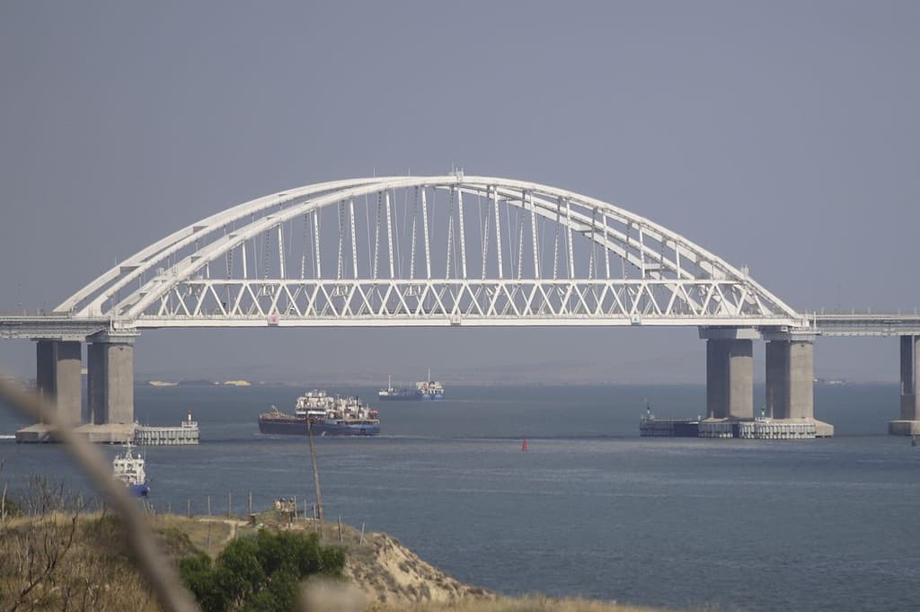 Ukraine war latest: Kyiv attacks Crimean bridge for 3rd time since ...