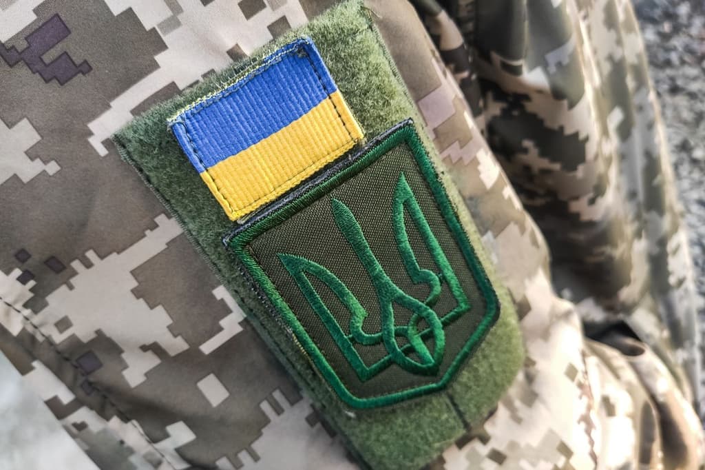 Russian cluster munition strike against Ukrainian training ground kills ...