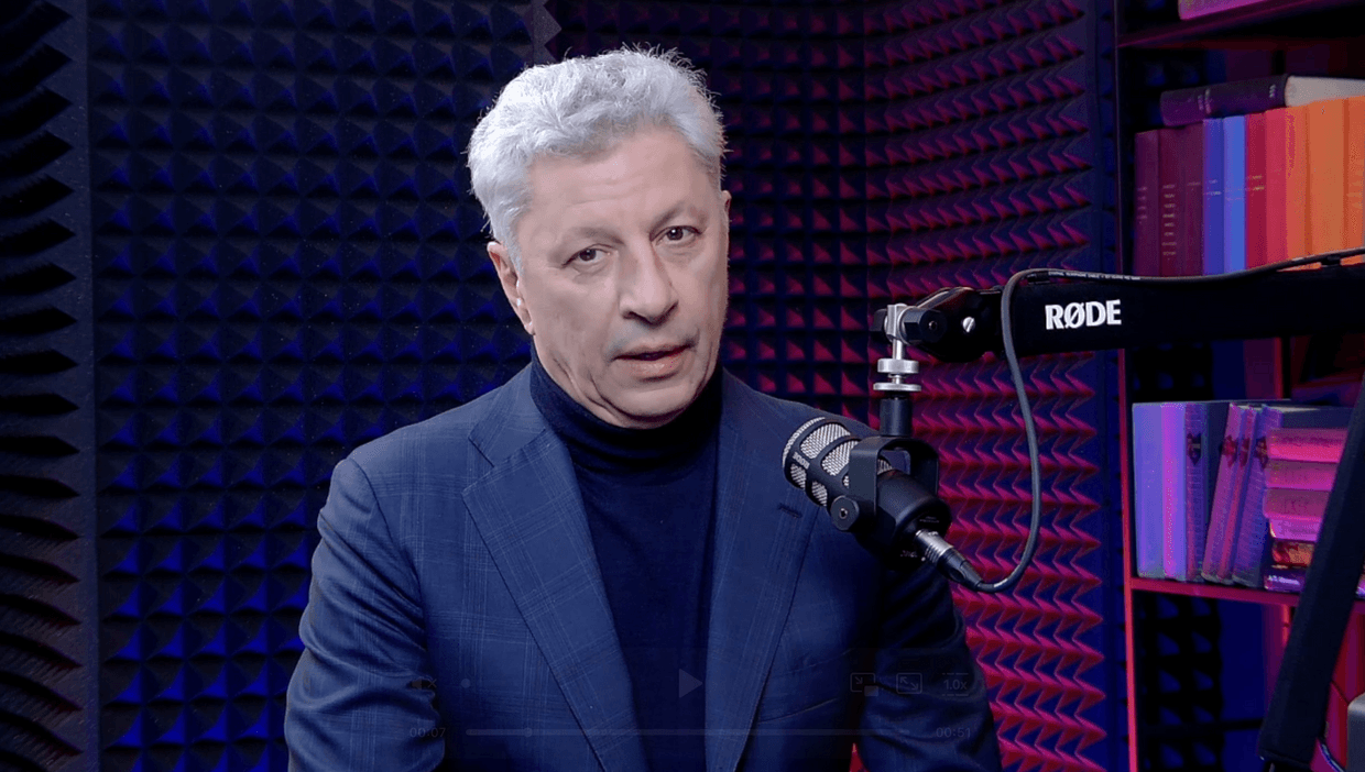 Russian-friendly politician reinvents himself in Ukraine as election speculation looms