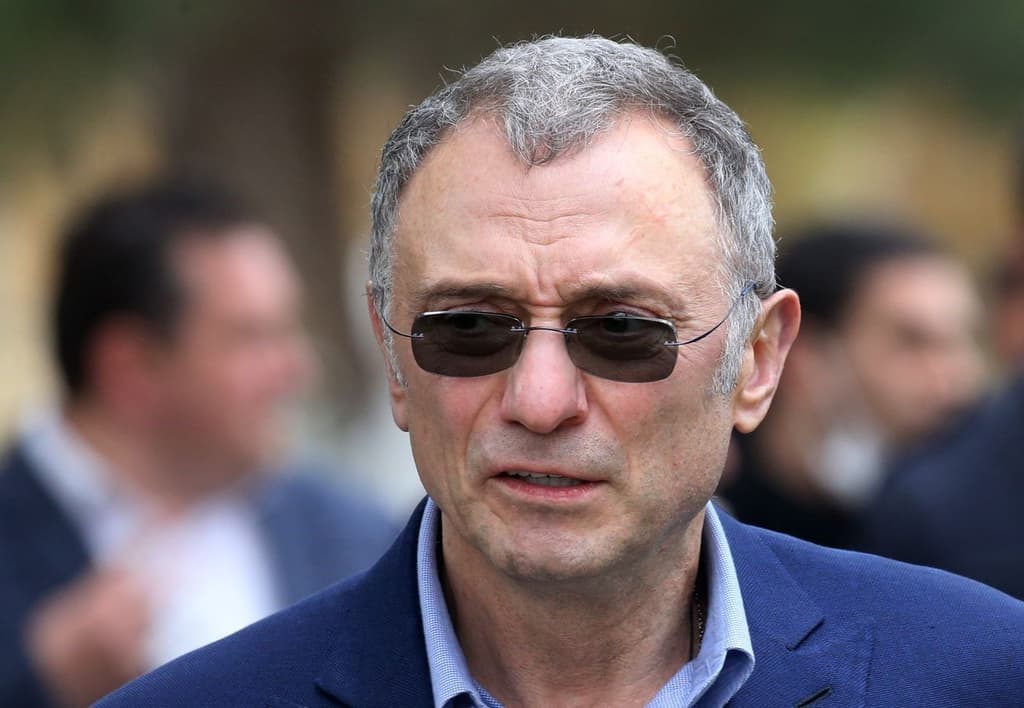 Russian oligarch held stake in Musk's SpaceX through trust despite ...