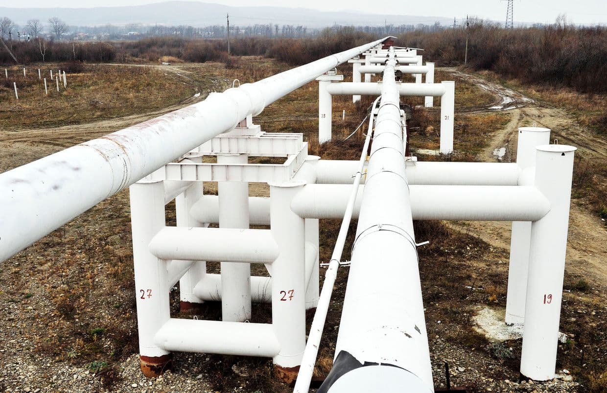 Pipeline attack stops Russian oil flow to Hungary, Slovakia