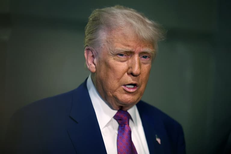 Trump plans to meet Putin, hold trilateral meeting with Zelensky as ...