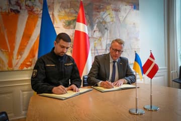 Ukraine, Denmark sign deal to launch Ukrainian military production on ...