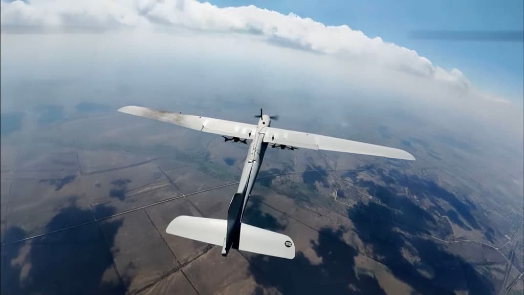 Ukraine shoots down Russian Orlan 'mother drone' carrying FPVs for ...