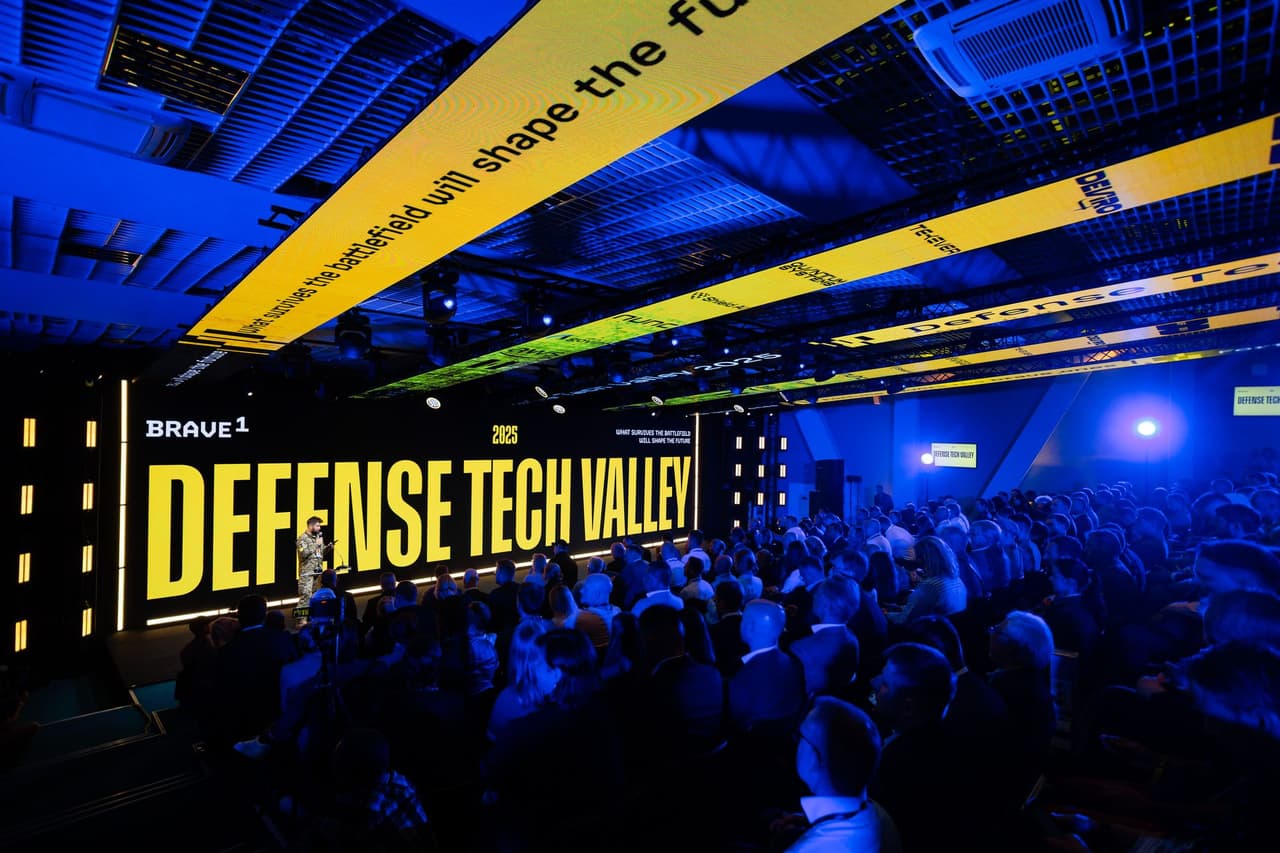 Western firms to invest $100 million in Ukraine's defense tech ...