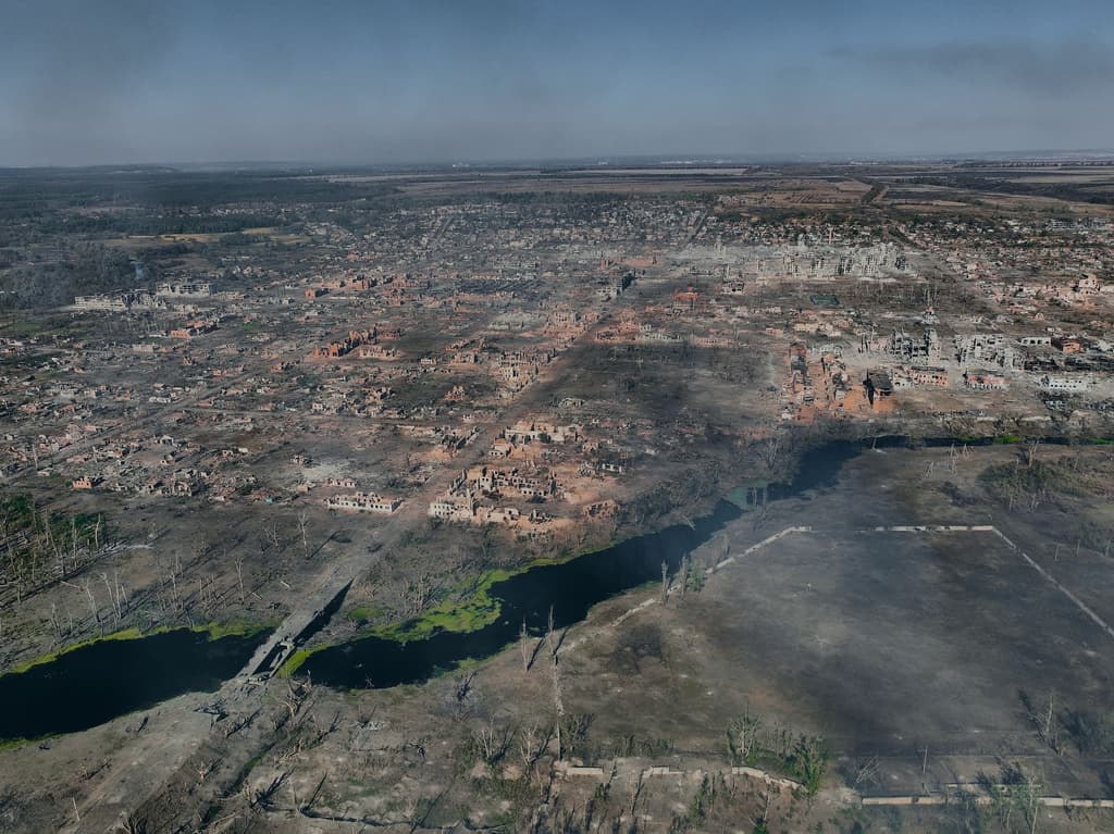 Ukraine damages dam near Belgorod, cuts off Russian troops near ...