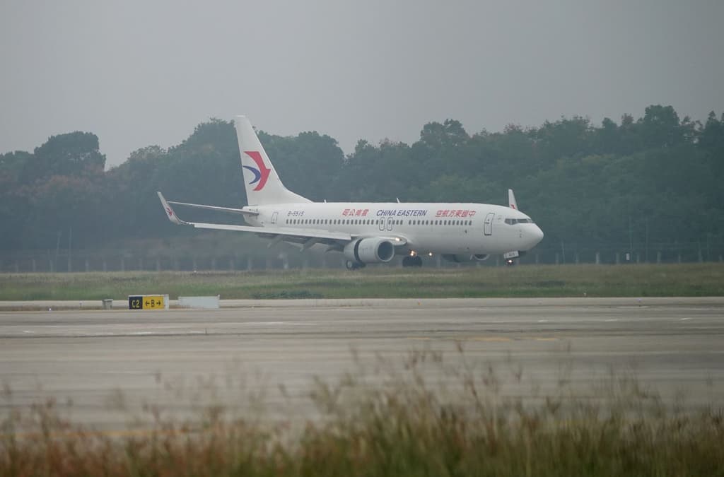 Trump admin reportedly proposes banning Chinese airlines from flying ...
