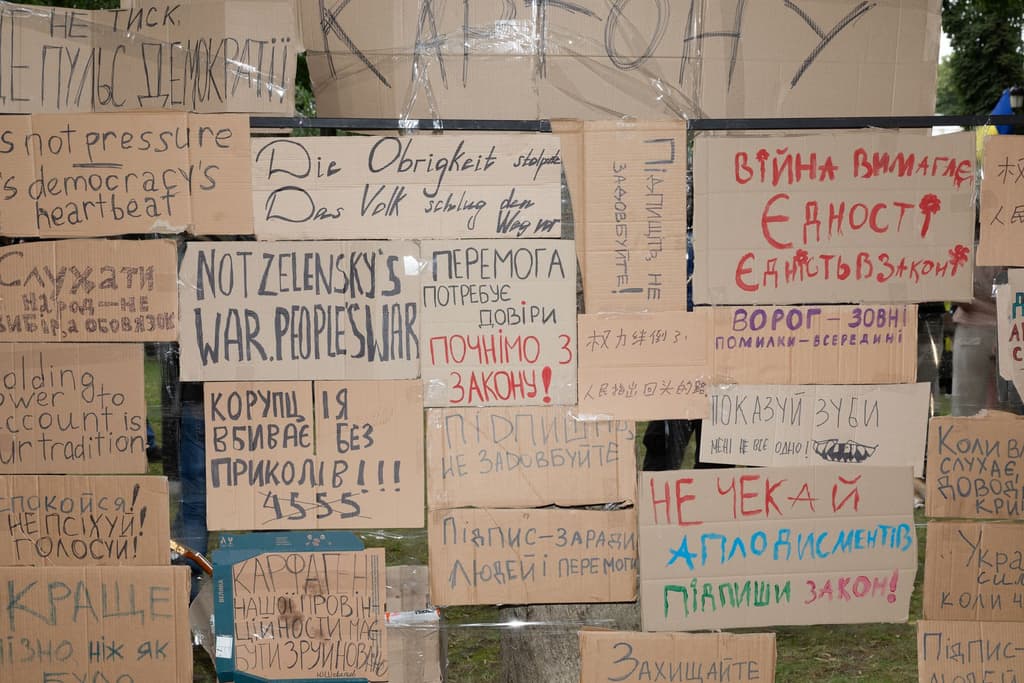 Ukraine wants whistleblowers. How is it strengthening their protection?