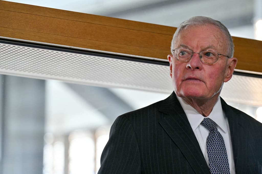 Keith Kellogg says he left Trump's White House to be 'free to talk ...
