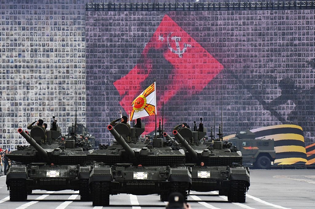 Opinion: How many tanks does Russia have left?