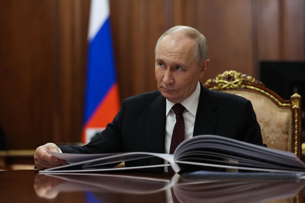 Moldovan president approves withdrawing from Russian-led bloc